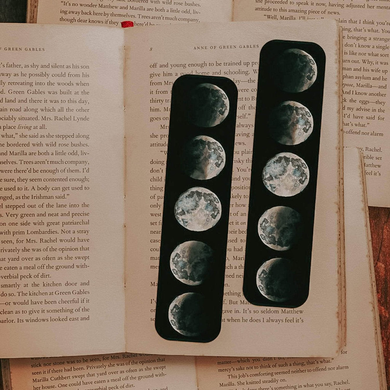 Moon Phase Bookmark – Bookish Wonder